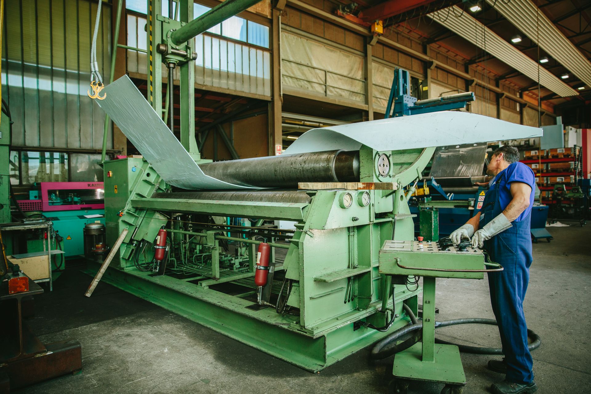 Blech rundbiegen bei der Berger Apparatebau AG - Berger Apparatebau AG